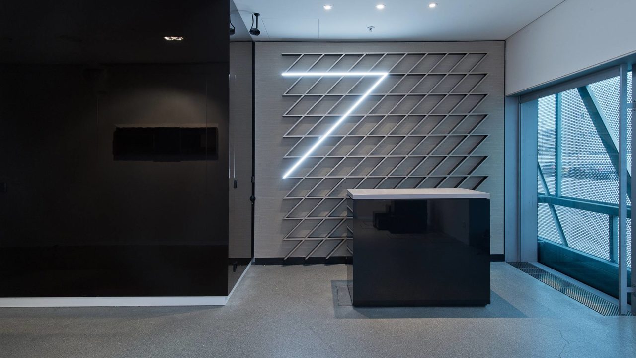 BMW Luxury Closed Rooms - LUXOOM